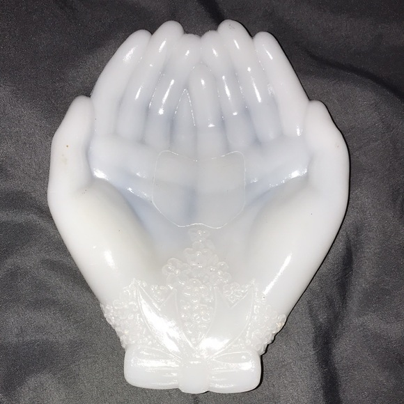Avon | Accents | Vintage Avon Milk Glass Receiving Hands Trinket Dish ...